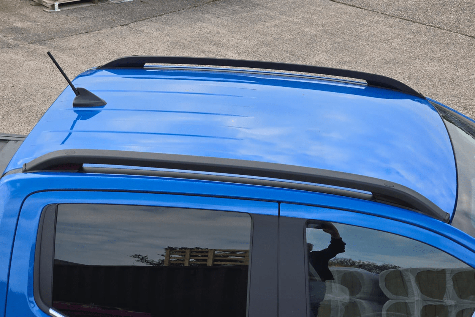 Ford Ranger 2023+ Black Roof Rails – Next-Gen Ranger UK